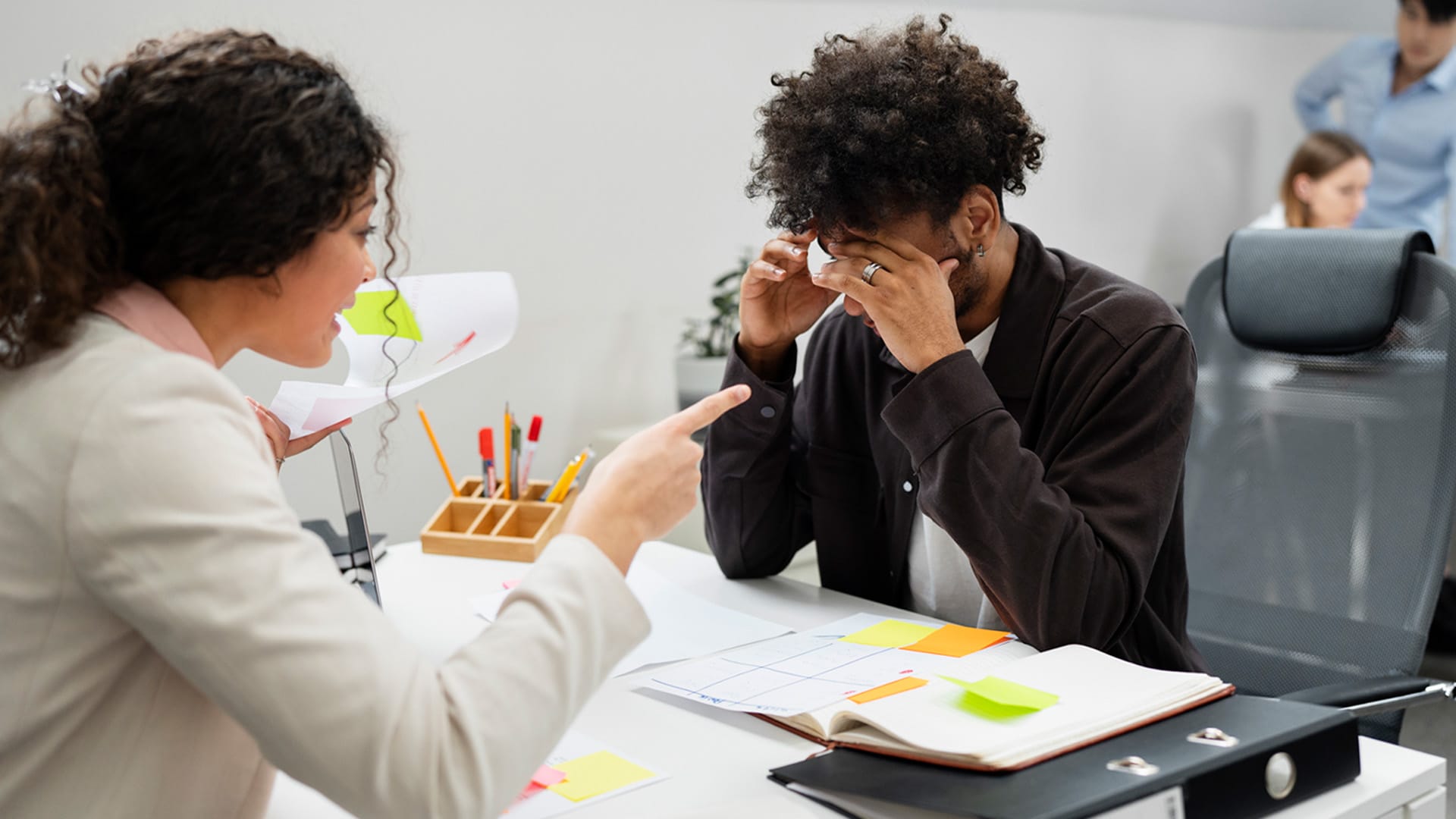 A Conexão entre Saúde Mental e Desempenho no Trabalho - Filoo